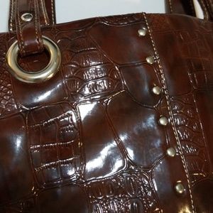 Alfred Dunner | Bags | Nwt Alfred Dunner 3 Pocket Brown Vinyl Purse ...